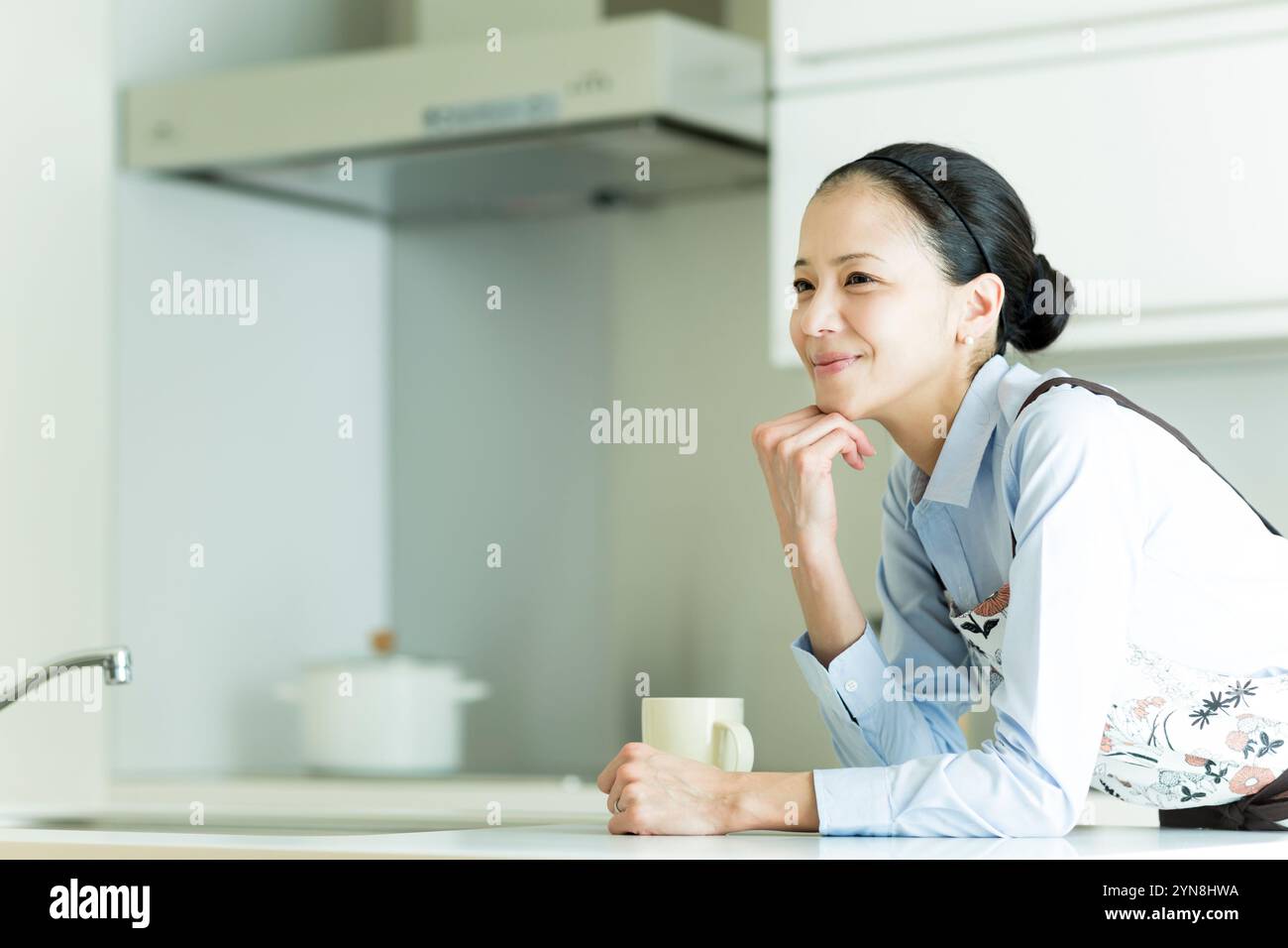 Woman smiling with cheekbones Stock Photo - Alamy