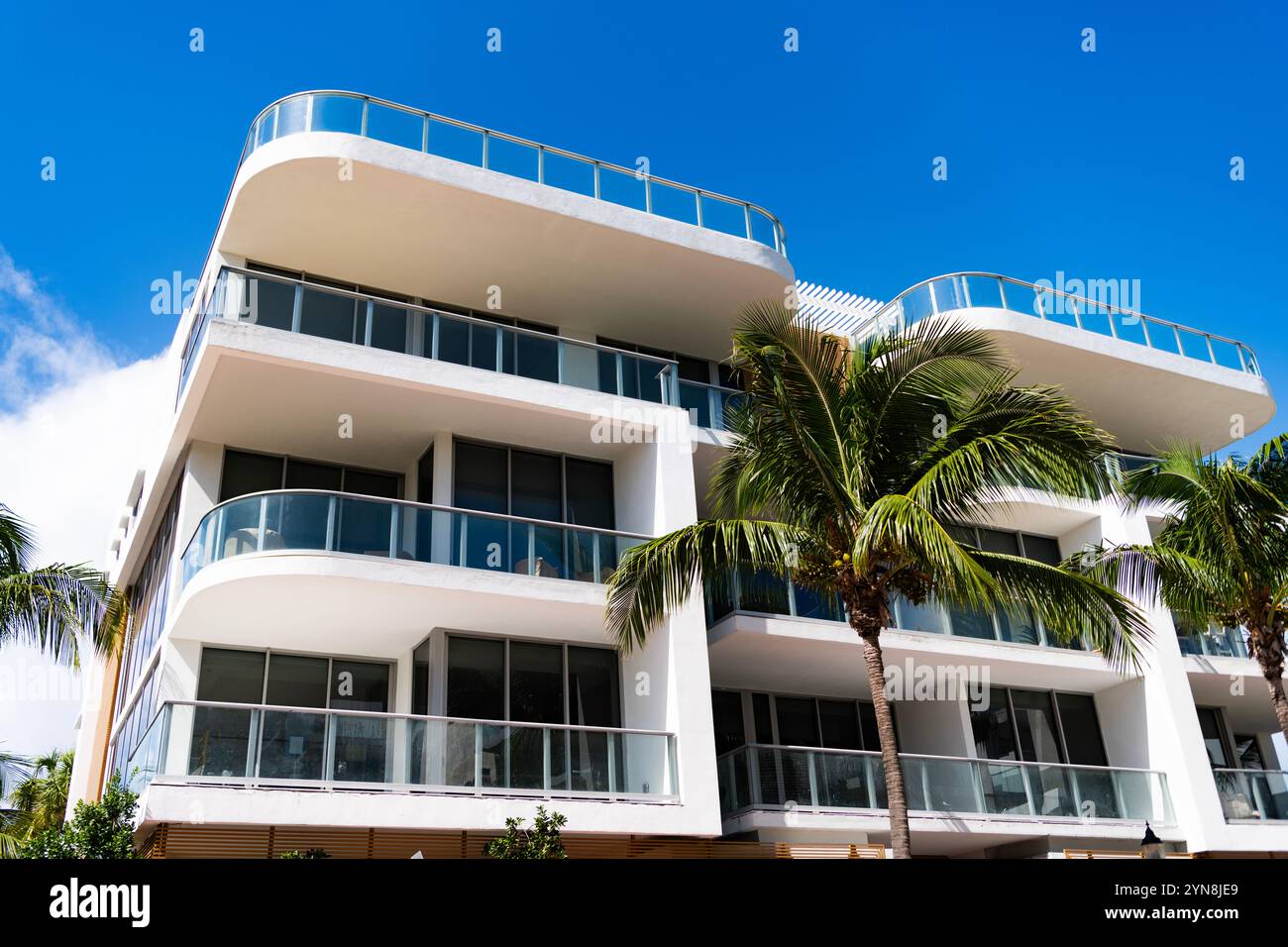 Ocean drive. Miami Beach in Ocean Drive. Art Deco building architecture ...