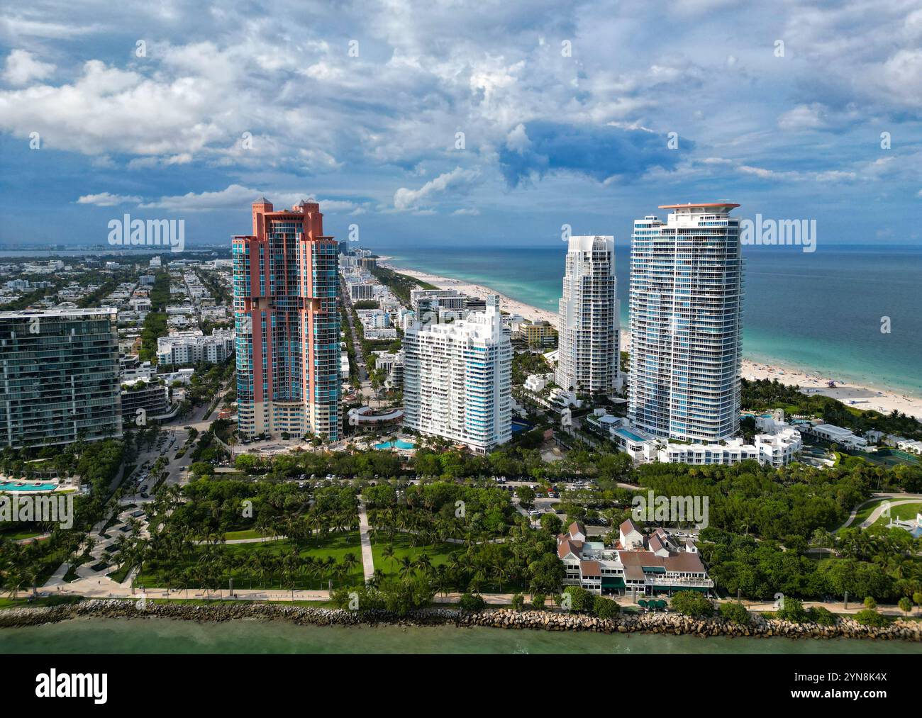 Florida panorama. Skyscraper architecture of panoramic Miami. Miami ...