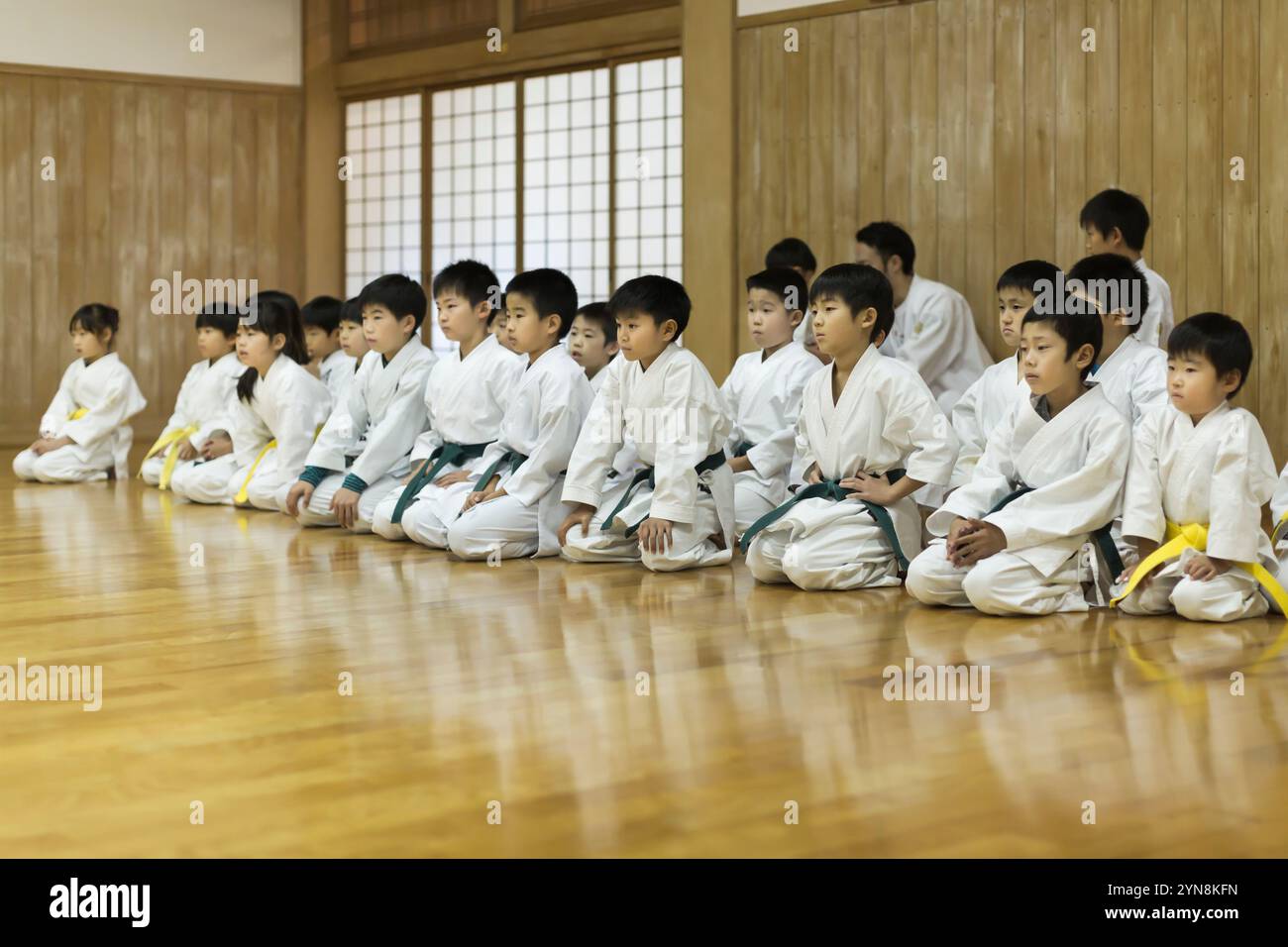 Primary school children practice hi-res stock photography and images ...