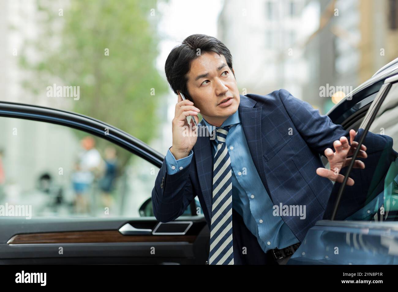 Getting off car business hi-res stock photography and images - Alamy
