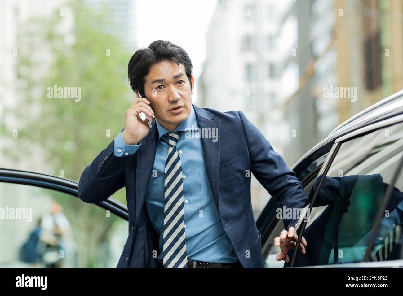 Getting off car business hi-res stock photography and images - Alamy