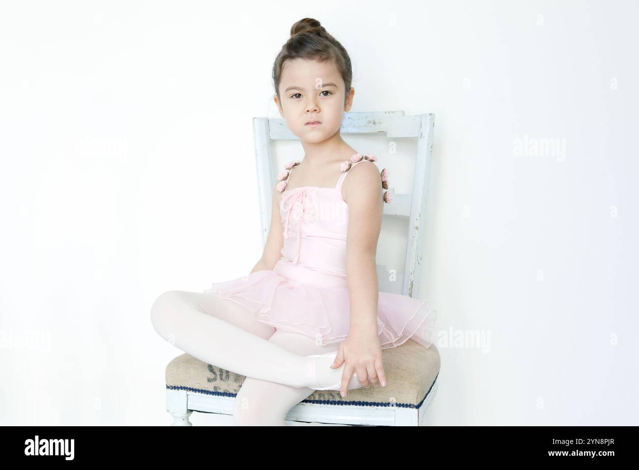 Girl at ballet class Stock Photo - Alamy