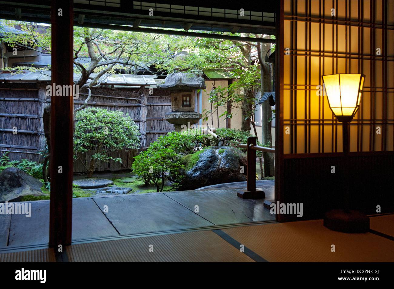 Kyoto's famous Sumiya geisha and taiyu entertainment house from the Edo ...