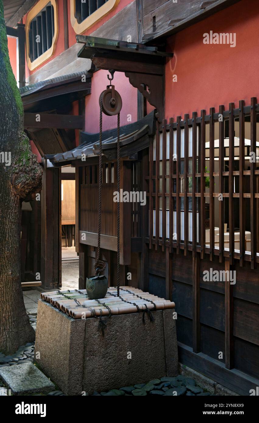Kyoto's famous Sumiya geisha and taiyu entertainment house from the Edo ...