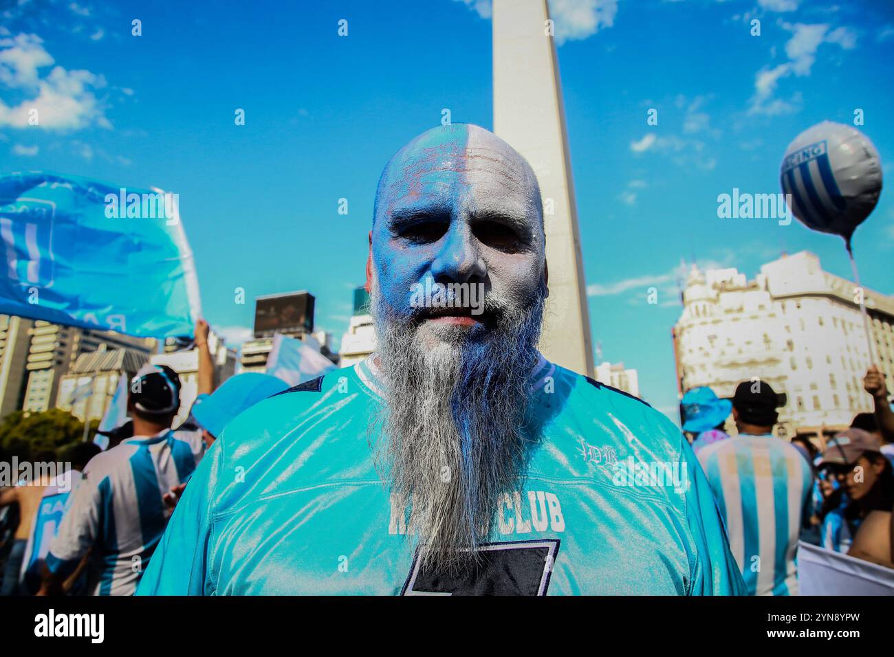 Copa sudamericana 2024 racing fan hi-res stock photography and images ...
