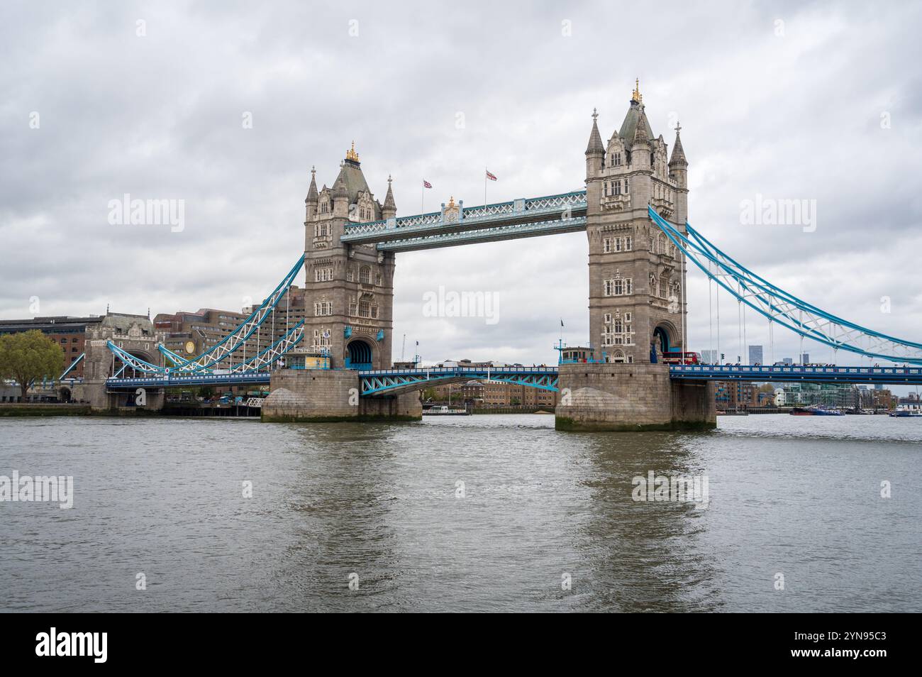 The Tower Bridge, Bascule bridge in the United Kingdom, London Stock ...