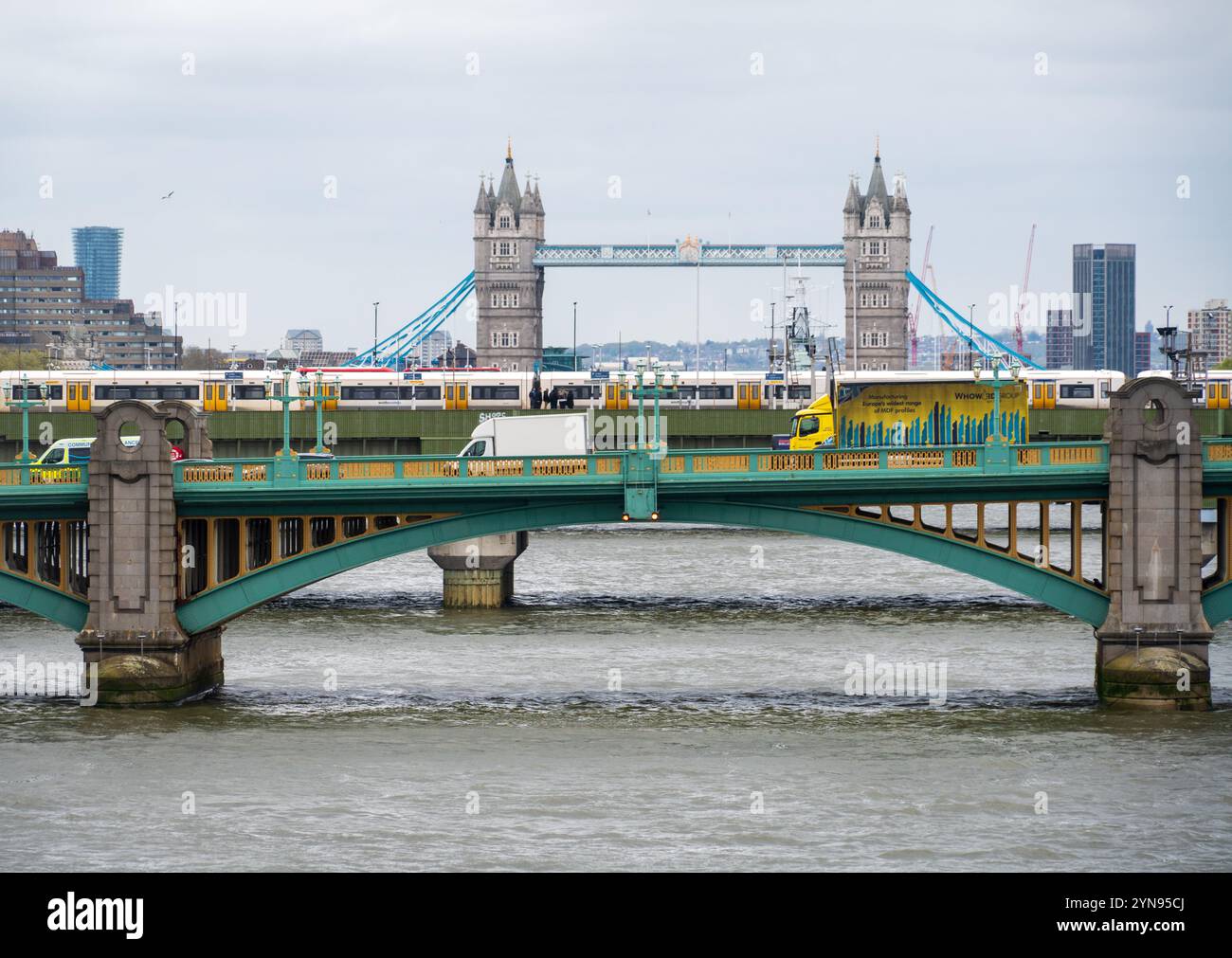 The Tower Bridge, Bascule bridge in the United Kingdom, London Stock ...