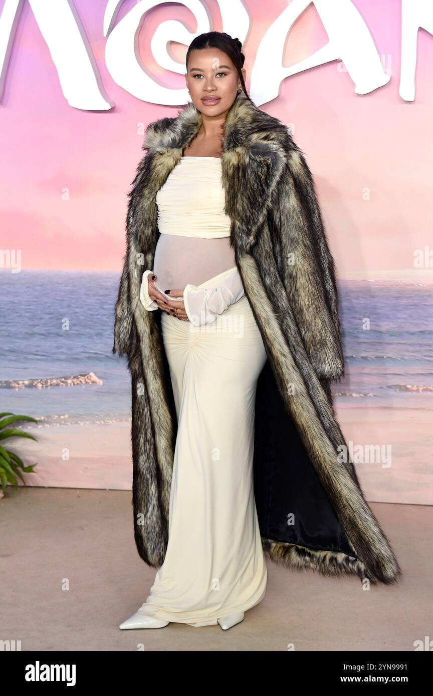 Montana Brown bei der Premiere des Animationsfilms Moana 2 / Vaiana 2 ...