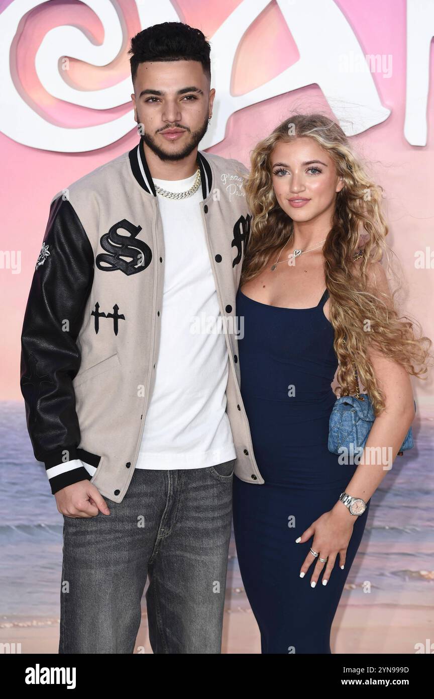 Junior Andre mit Schwester Princess Andre bei der Premiere des ...