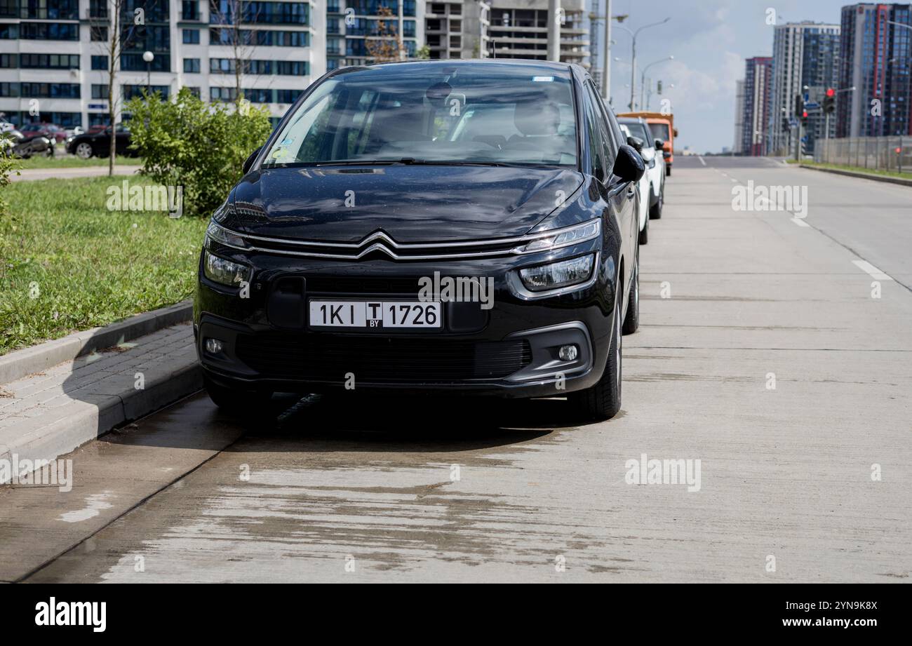 Citroen c4 front hi-res stock photography and images - Alamy