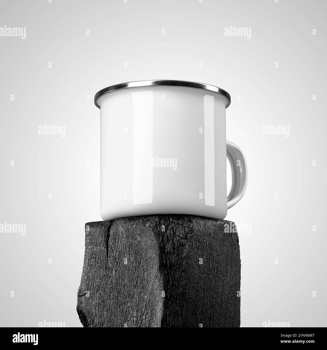 Hot tea on wood Black and White Stock Photos & Images - Alamy