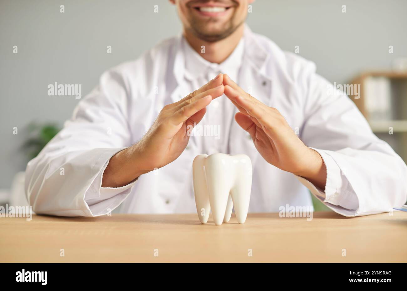 Dentist man tooth caries hi-res stock photography and images - Alamy