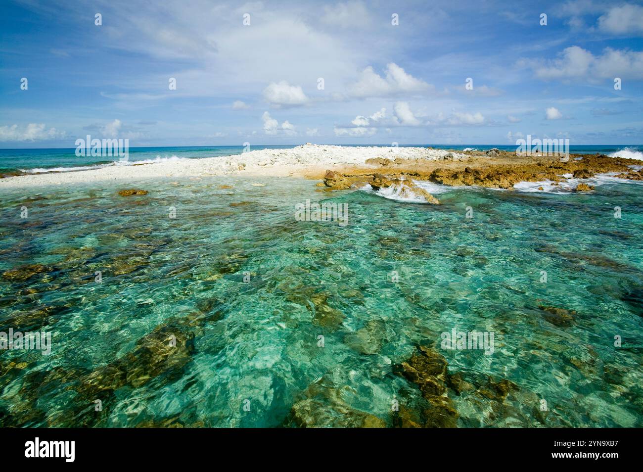 Approaching Tepukasavilivili island off Funafuti Tuvalu Stock Photo - Alamy