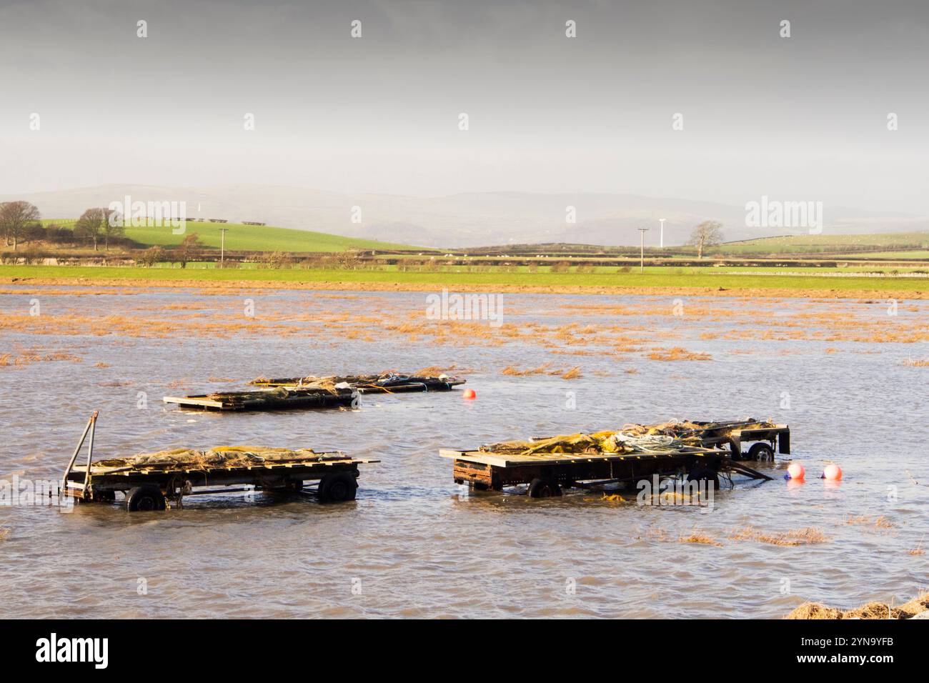 Water flooded car line hi-res stock photography and images - Alamy