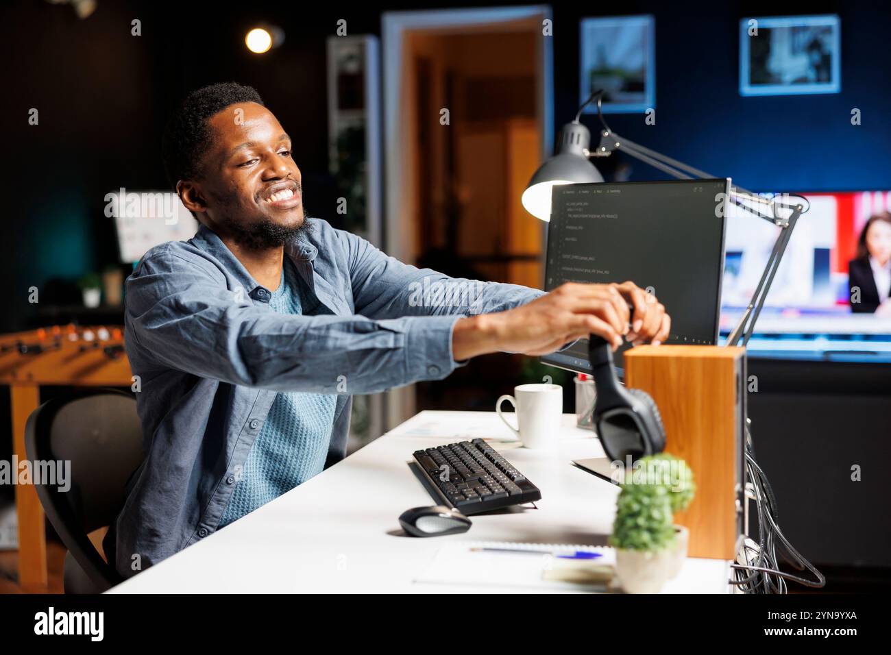 Systems programming language hi-res stock photography and images - Alamy