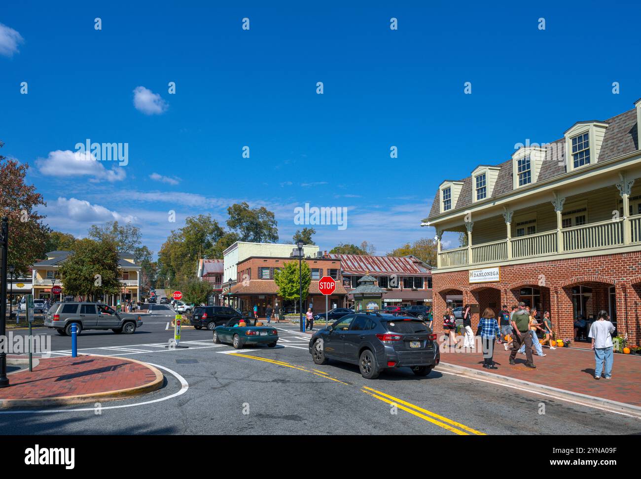 South Park Street looking towards Public Square, Dahlonega, Georgia ...