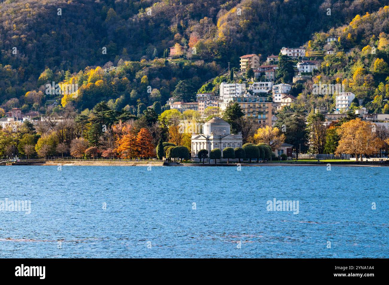 A view of Como lakeside, with the Volta Temple and the War Memorial, in ...