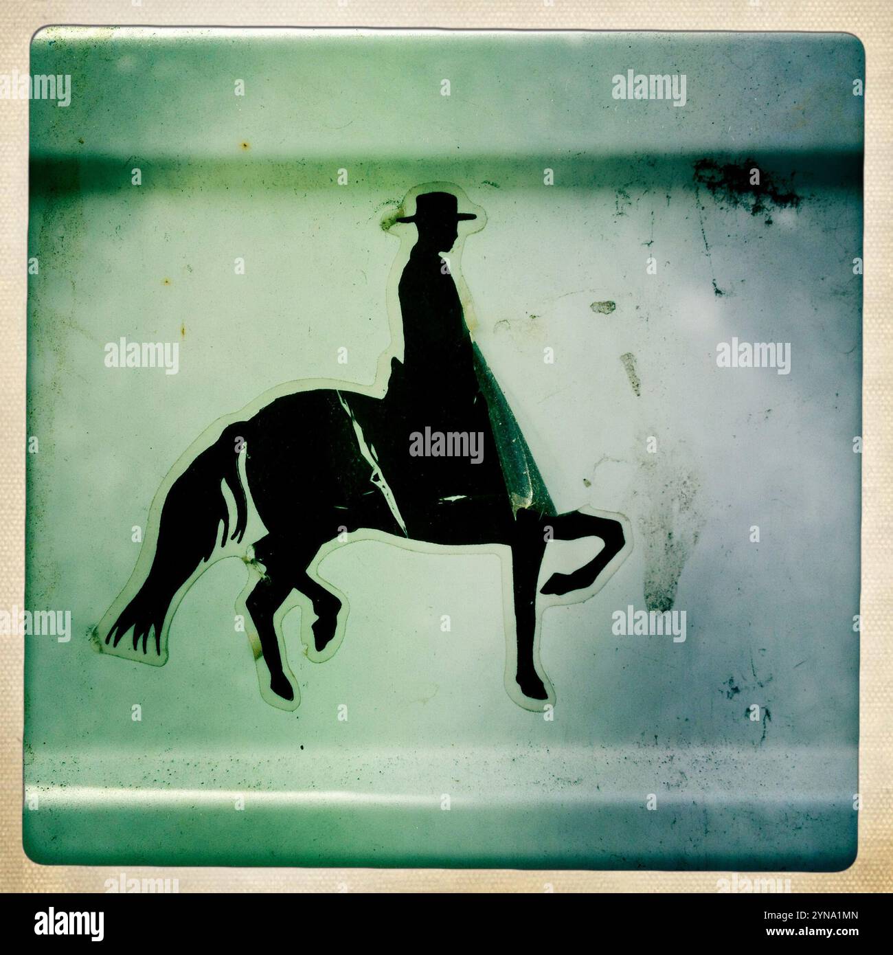 Sticker making hi-res stock photography and images - Alamy