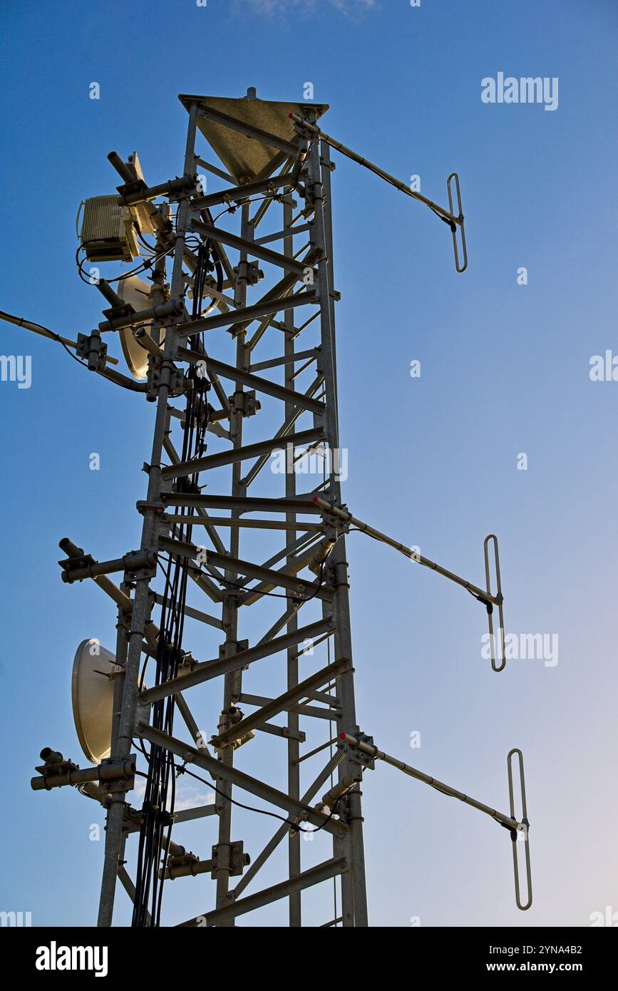 Mobile telephone mast Stock Photo - Alamy