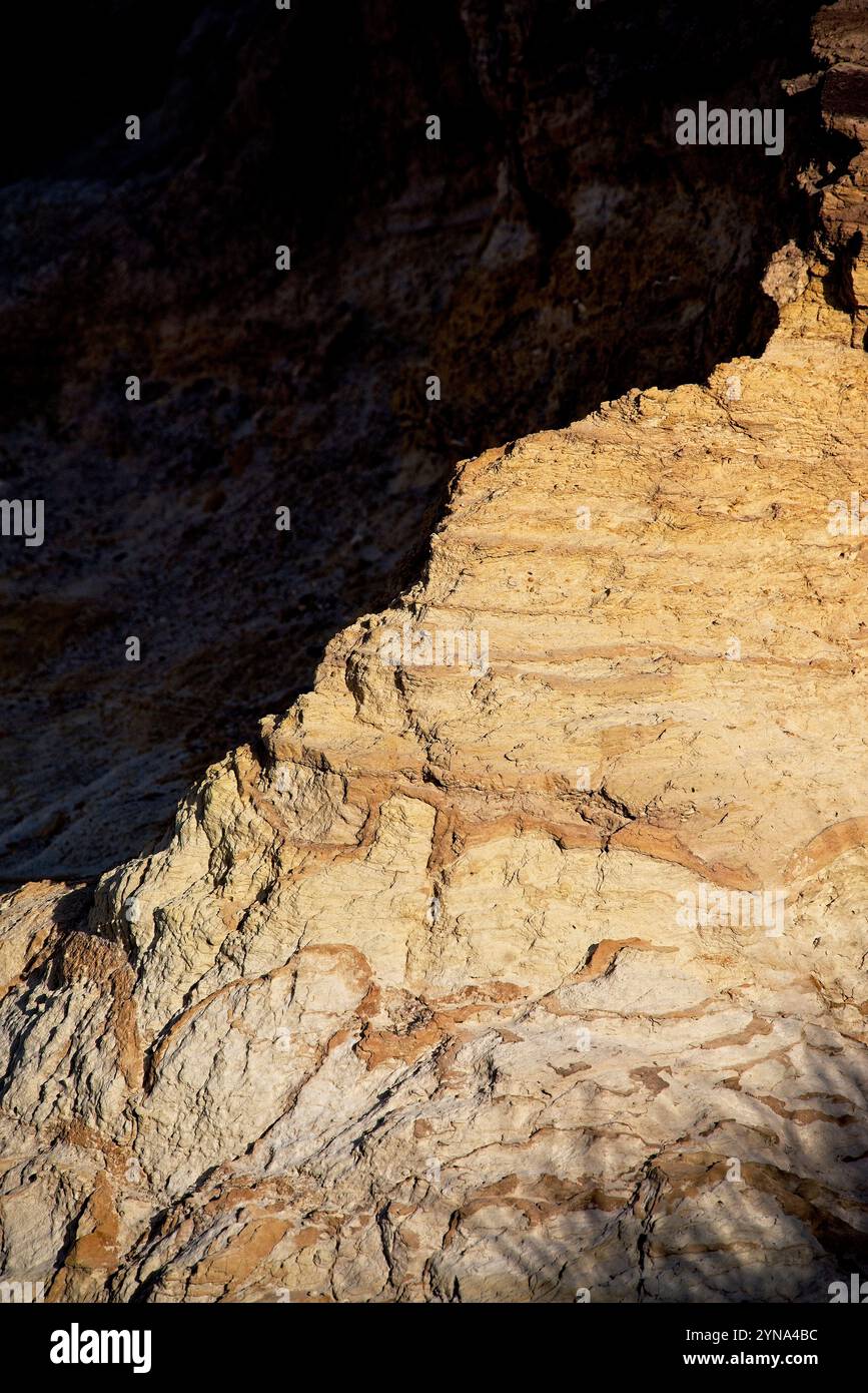 Wind erosion of sandstone cliff Stock Photo - Alamy