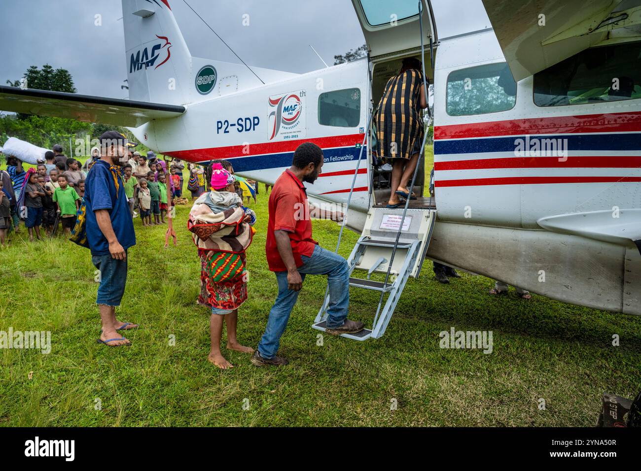 Papouasie-Nouvelle-Guinée, Eastern Highlands province, Goroka, plane ...