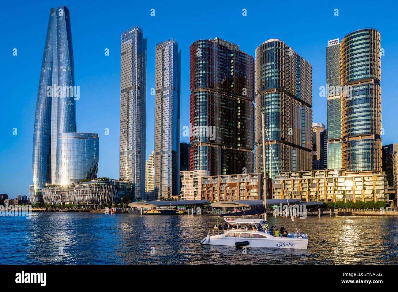 Crown sydney and opera house hi-res stock photography and images - Alamy