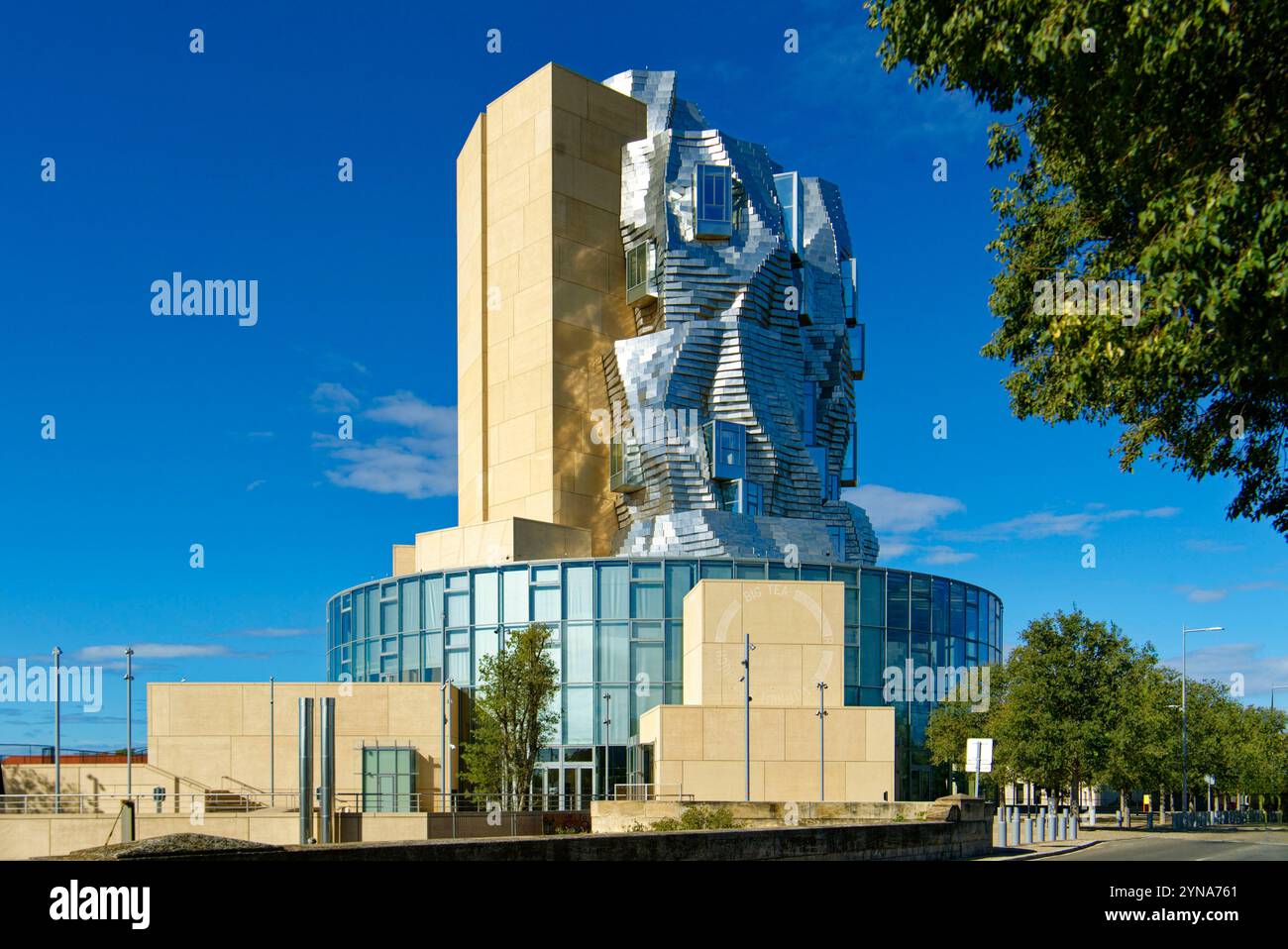 Luma tower arles hi-res stock photography and images - Alamy