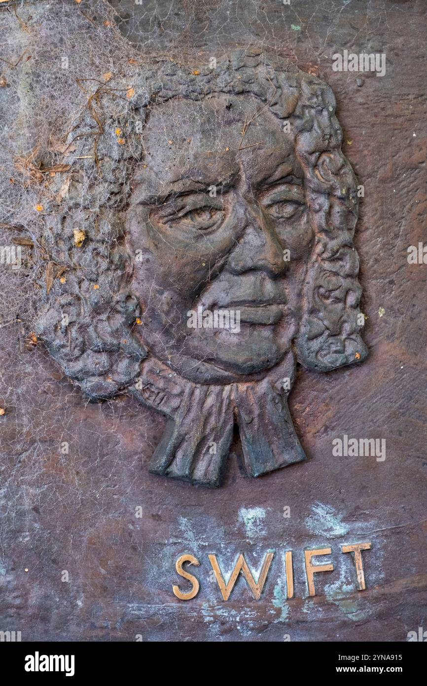 Ireland, Dublin, famous irish writer memorial in Garden of St Patrick's ...