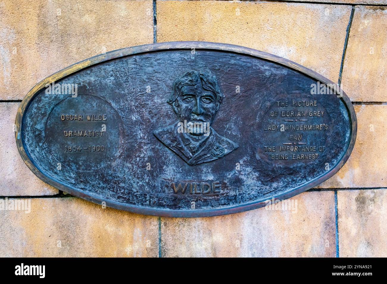 Ireland, Dublin, famous irish writer memorial in Garden of St Patrick's ...
