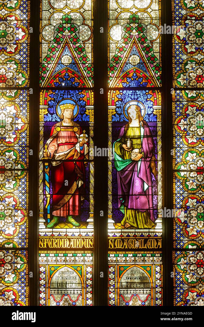 Vienna austria stained glass window hi-res stock photography and images ...