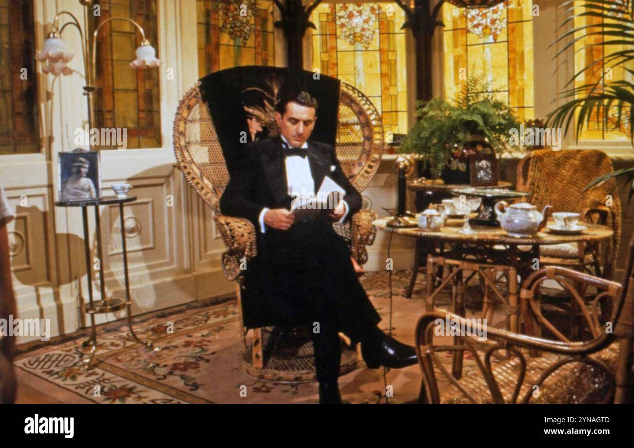 ONCE UPON A TIME IN AMERICA 1984 Warner Bros. film with Robert De Niro ...