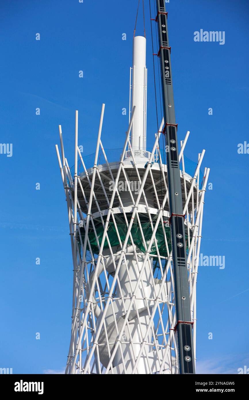 Ellrich, Germany. 21st Nov, 2024. A crane is used to place the ...