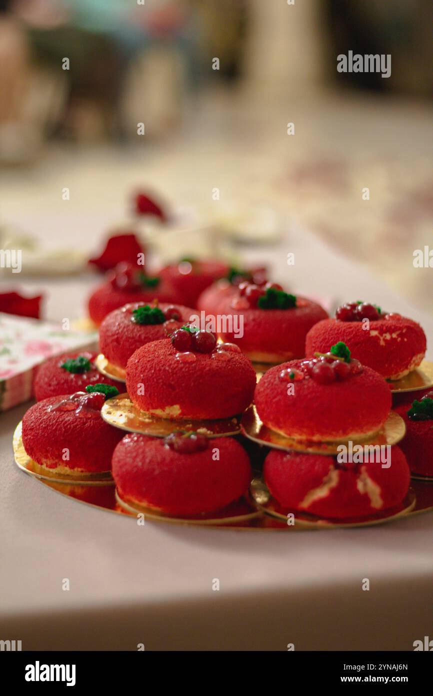 Visually appealing desserts hi-res stock photography and images - Alamy