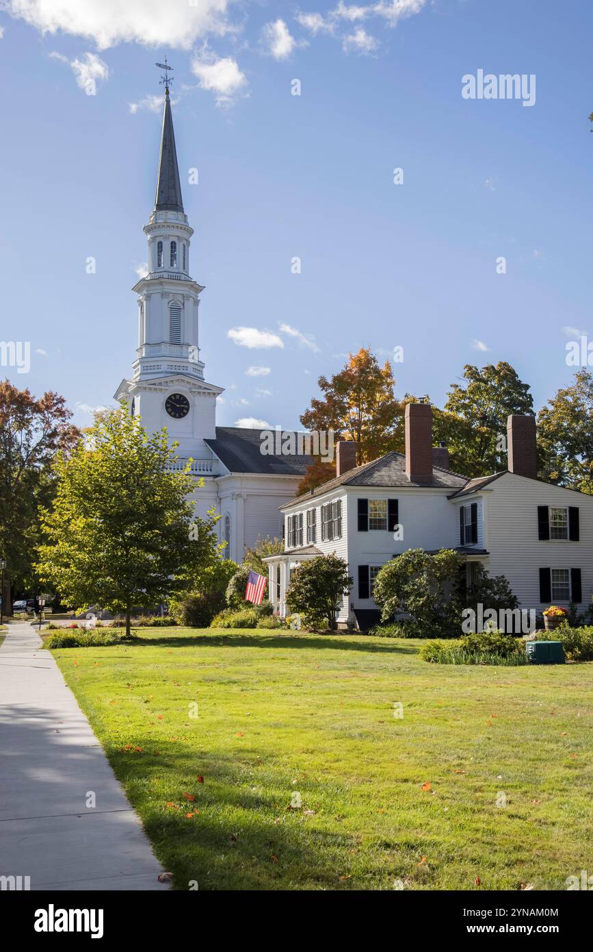 first parish church on battle green in lexington Massachusetts usa ...