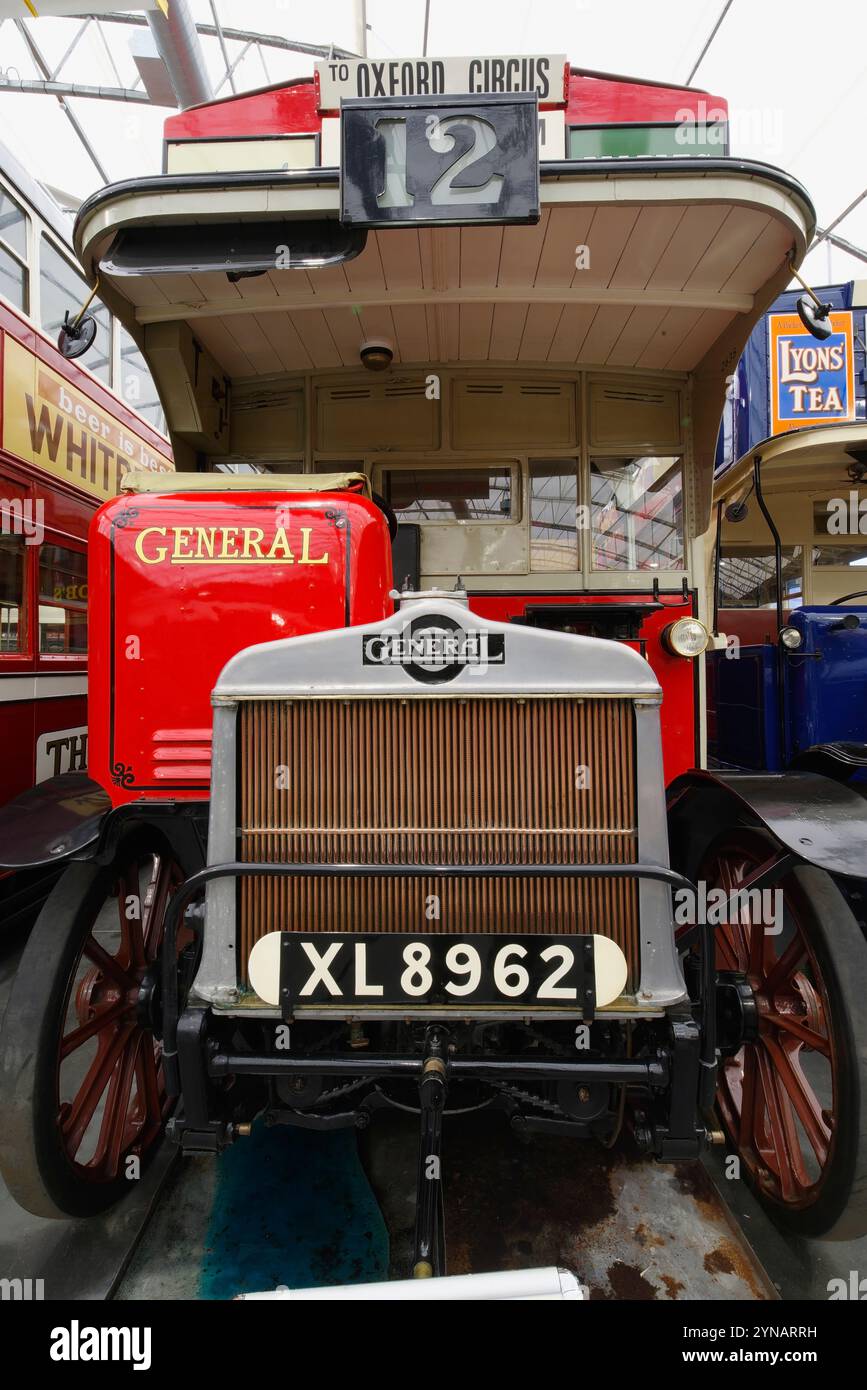Vintage bus seats hi-res stock photography and images - Alamy