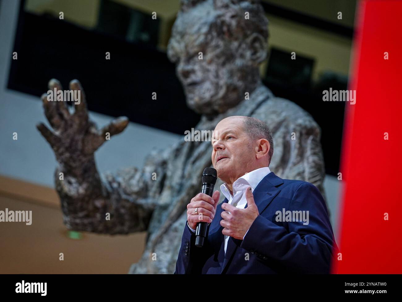 Berlin, Germany. 25th Nov, 2024. Federal Chancellor Olaf Scholz (SPD ...