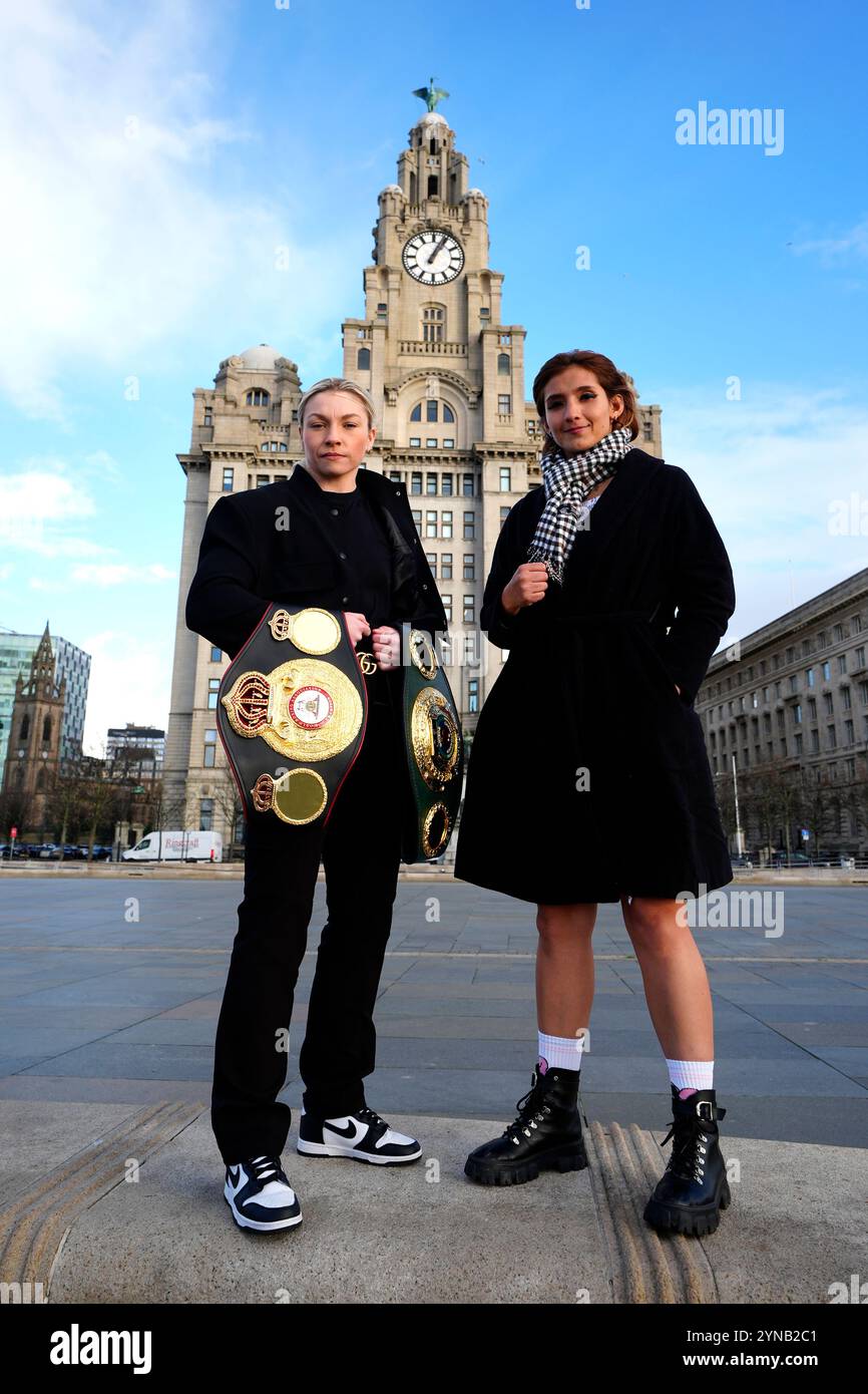 Boxers Lauren Price (left) and Bexcy Mateus pose for photographs ...