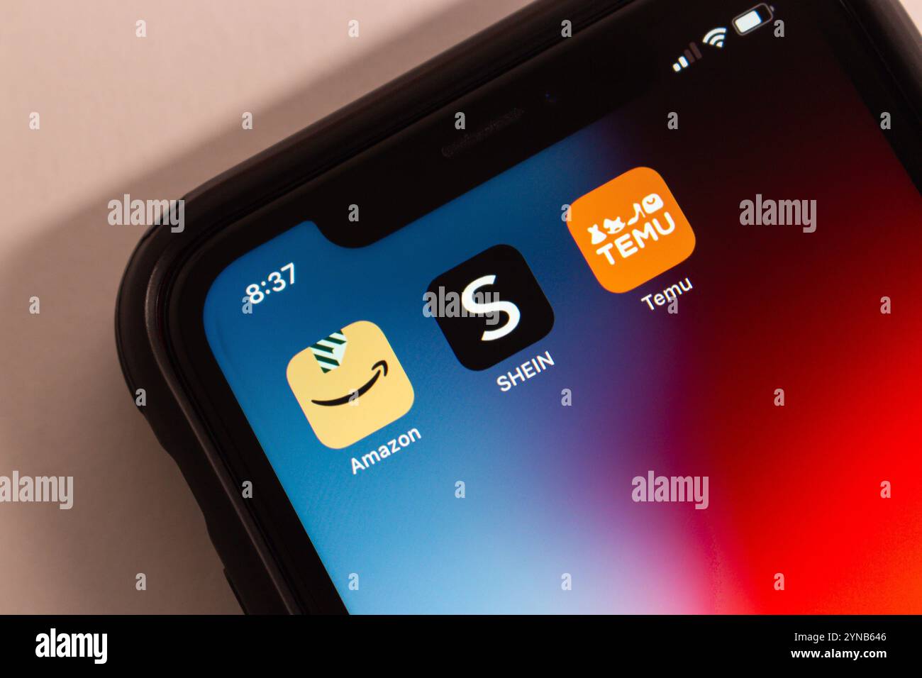 Temu shein hi-res stock photography and images - Alamy