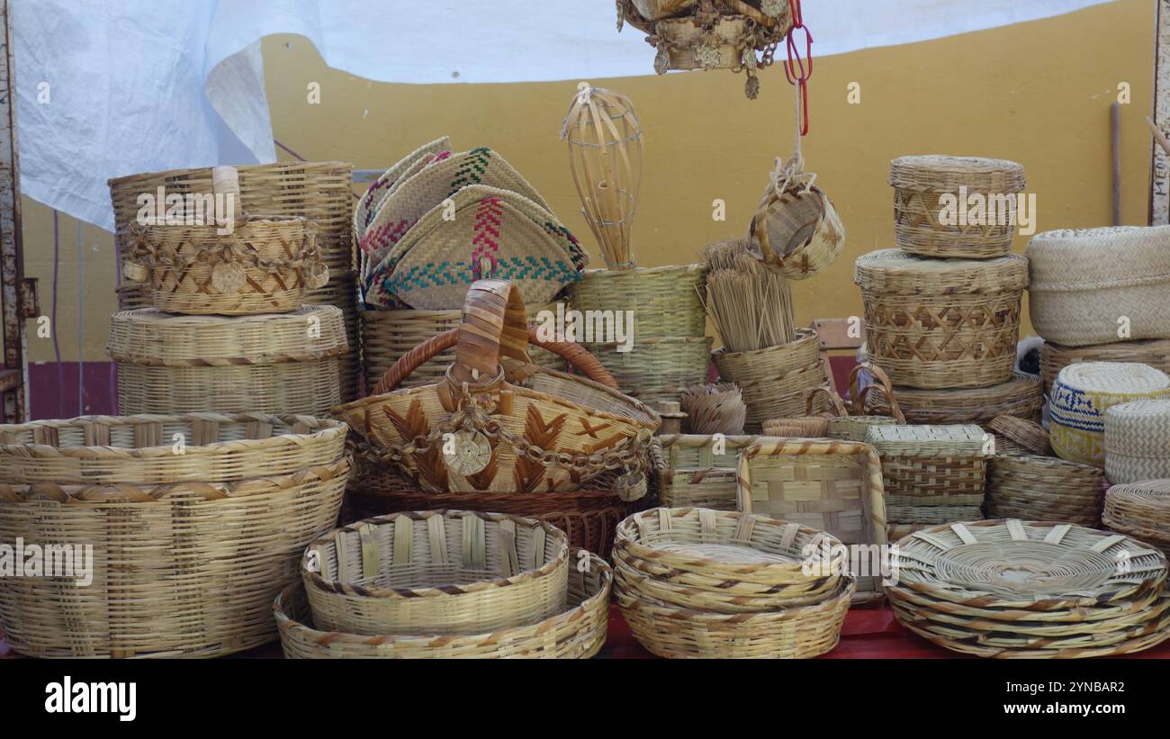 Tlacolula Market, one of the olsdest and countinuos markets of ...