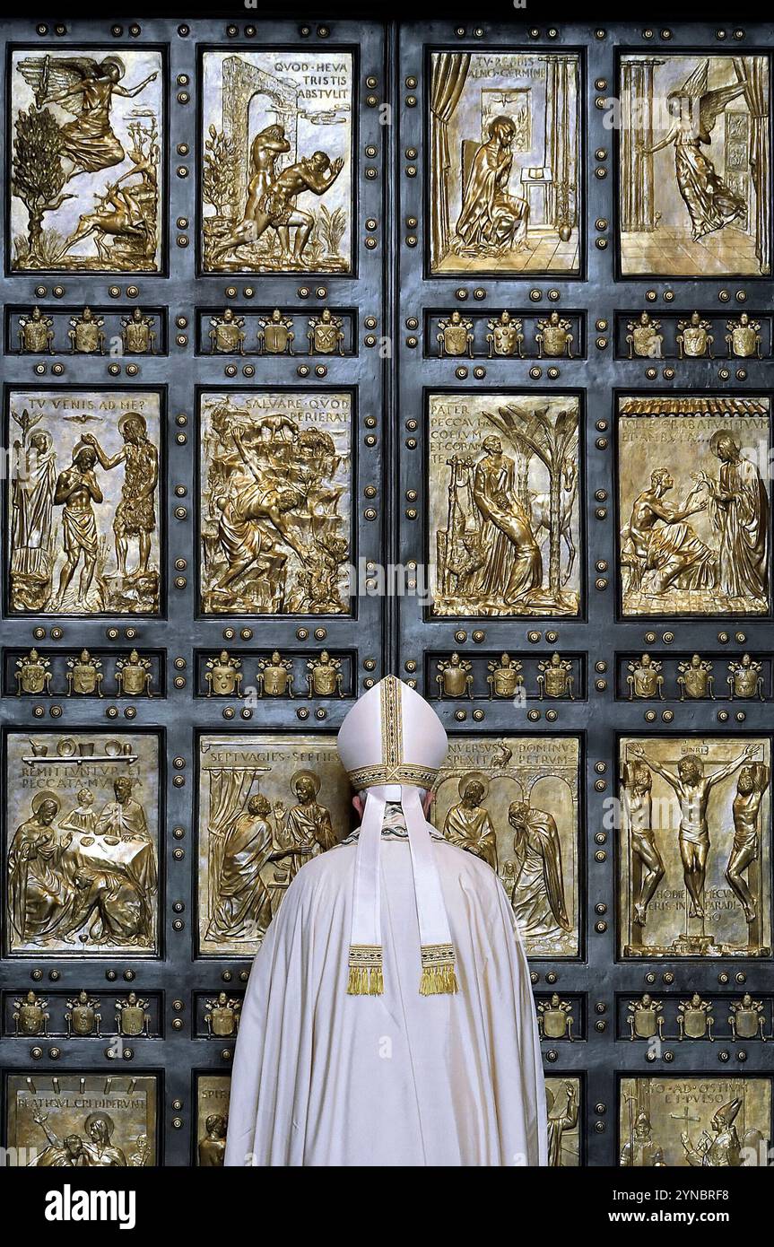 St. 24th Dec, 2024. On Christmas Eve, December 24, 2024, Pope Francis ...