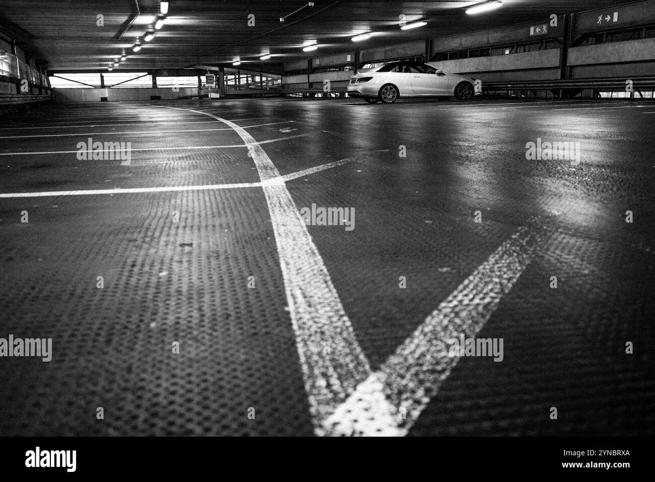 Receding interior Black and White Stock Photos & Images - Alamy