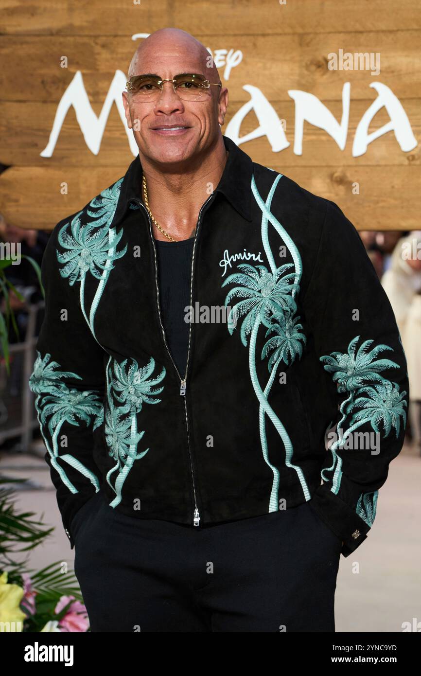 Dwayne Johnson poses for photographers upon arrival at the UK premiere ...