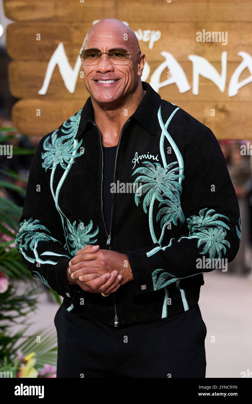 Dwayne Johnson poses for photographers upon arrival at the UK premiere ...
