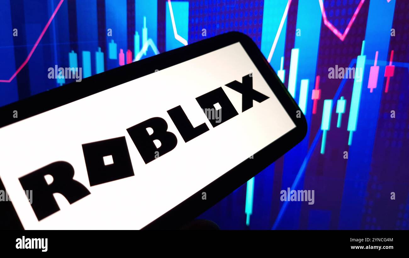 Roblox logo hi-res stock photography and images - Alamy