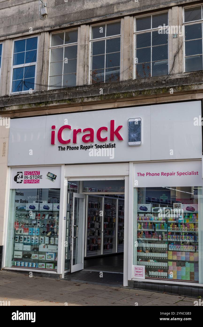 Icrack mobile phone repair shop or store in the high street, above bar, Southampton city centre ...