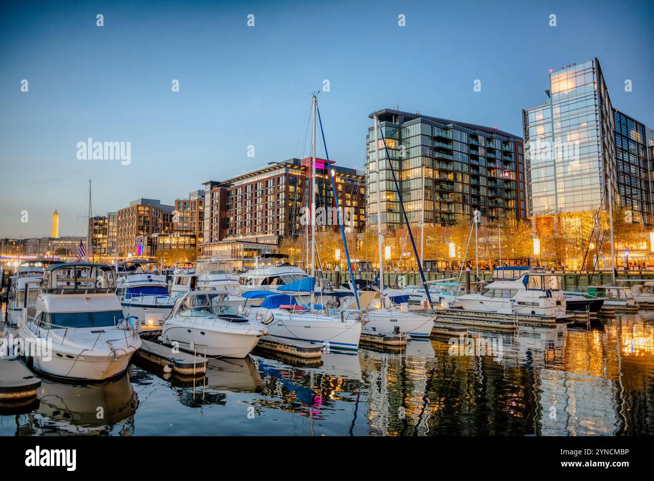 Mixed use vessel hi-res stock photography and images - Alamy