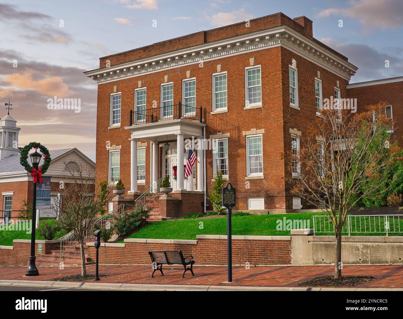 Harmon museum hi-res stock photography and images - Alamy