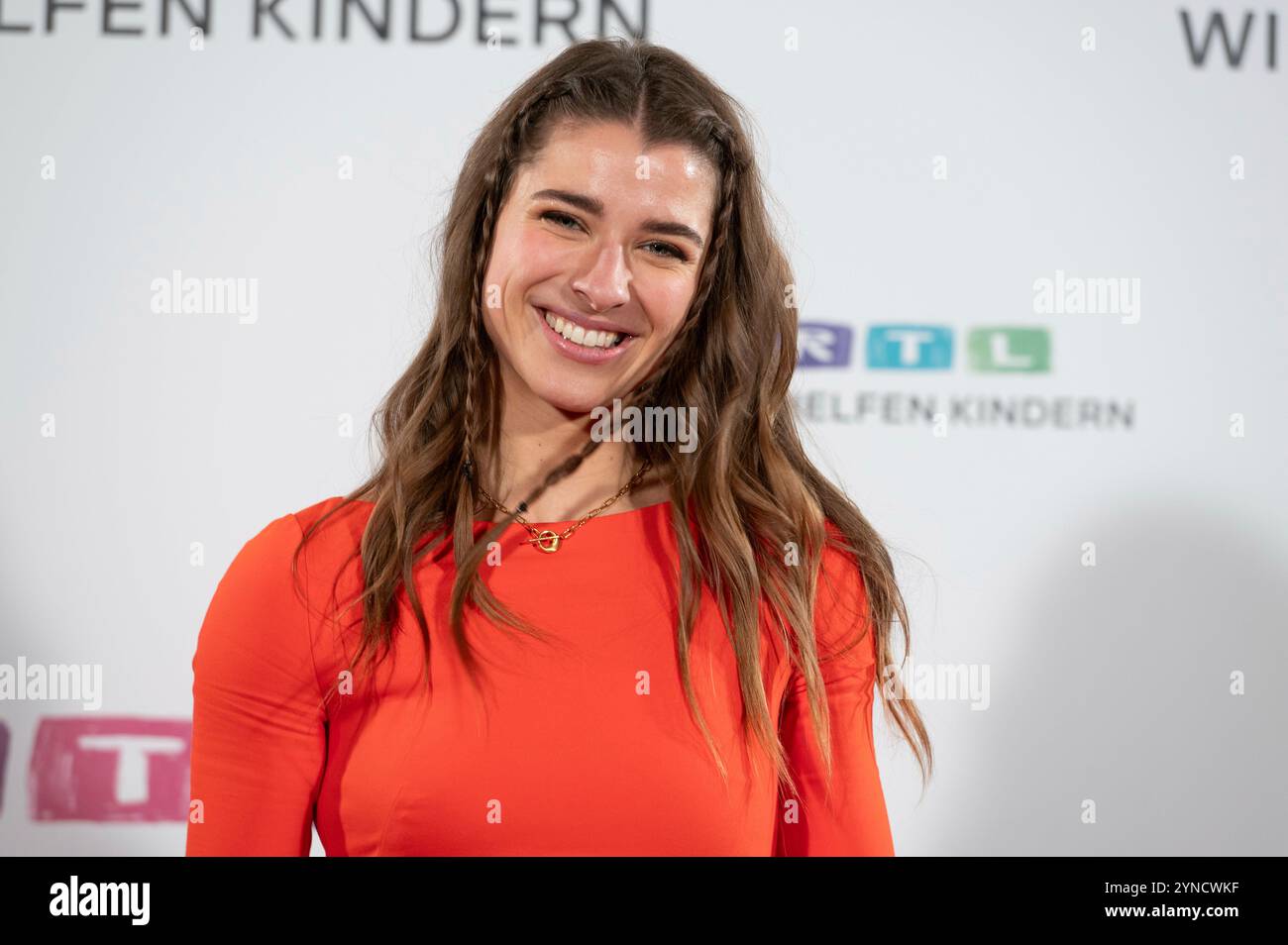 Huerth, Deutschland. 22nd Nov, 2024. Stella STEGMANN, TV actress ...