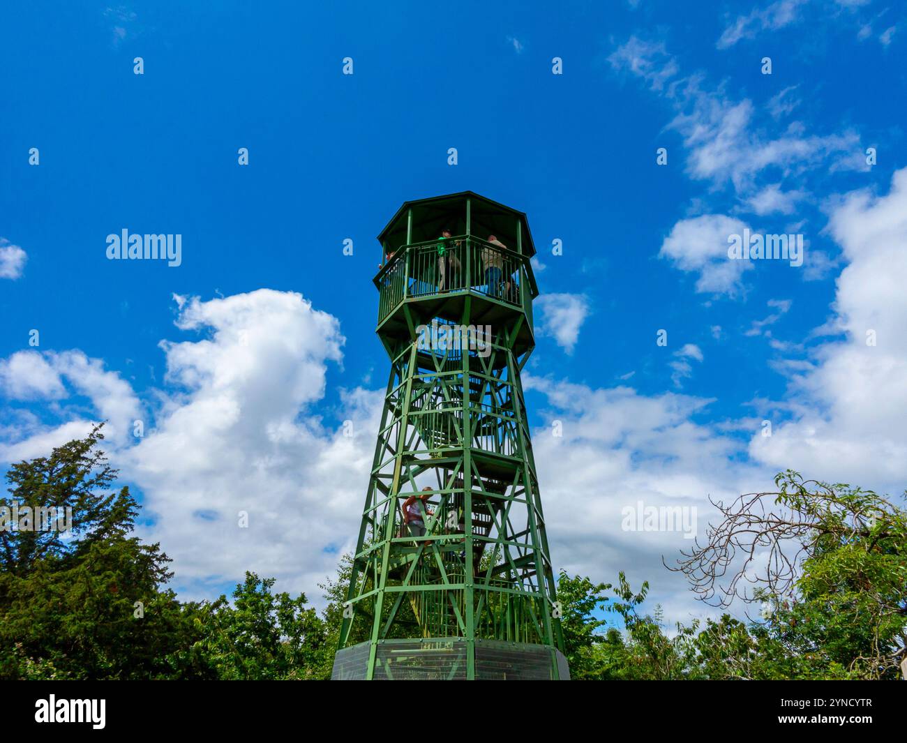 Cheddar gorge cheddar england hi-res stock photography and images - Alamy
